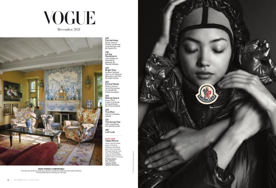 Cover Look | Vogue | DECEMBER 2021